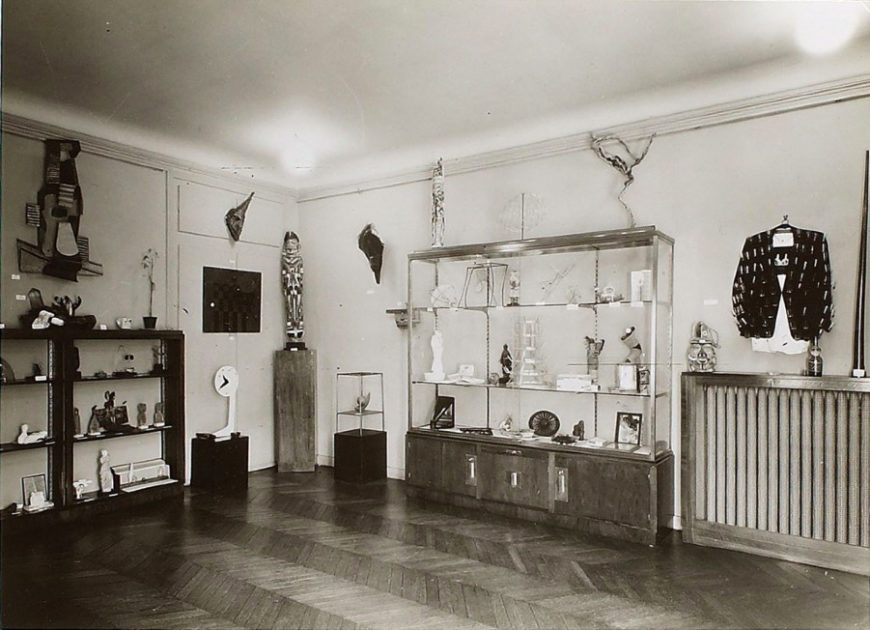 7.2.1.9: Surrealist Exhibitions - Humanities LibreTexts