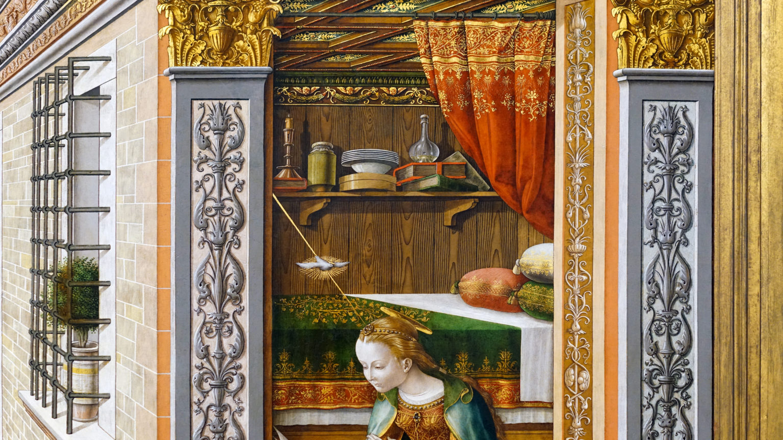 Smarthistory – Carlo Crivelli, The Annunciation with Saint Emidius