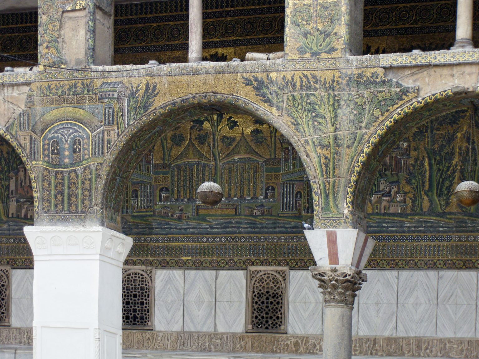 Smarthistory – Mosaics in the early Islamic world