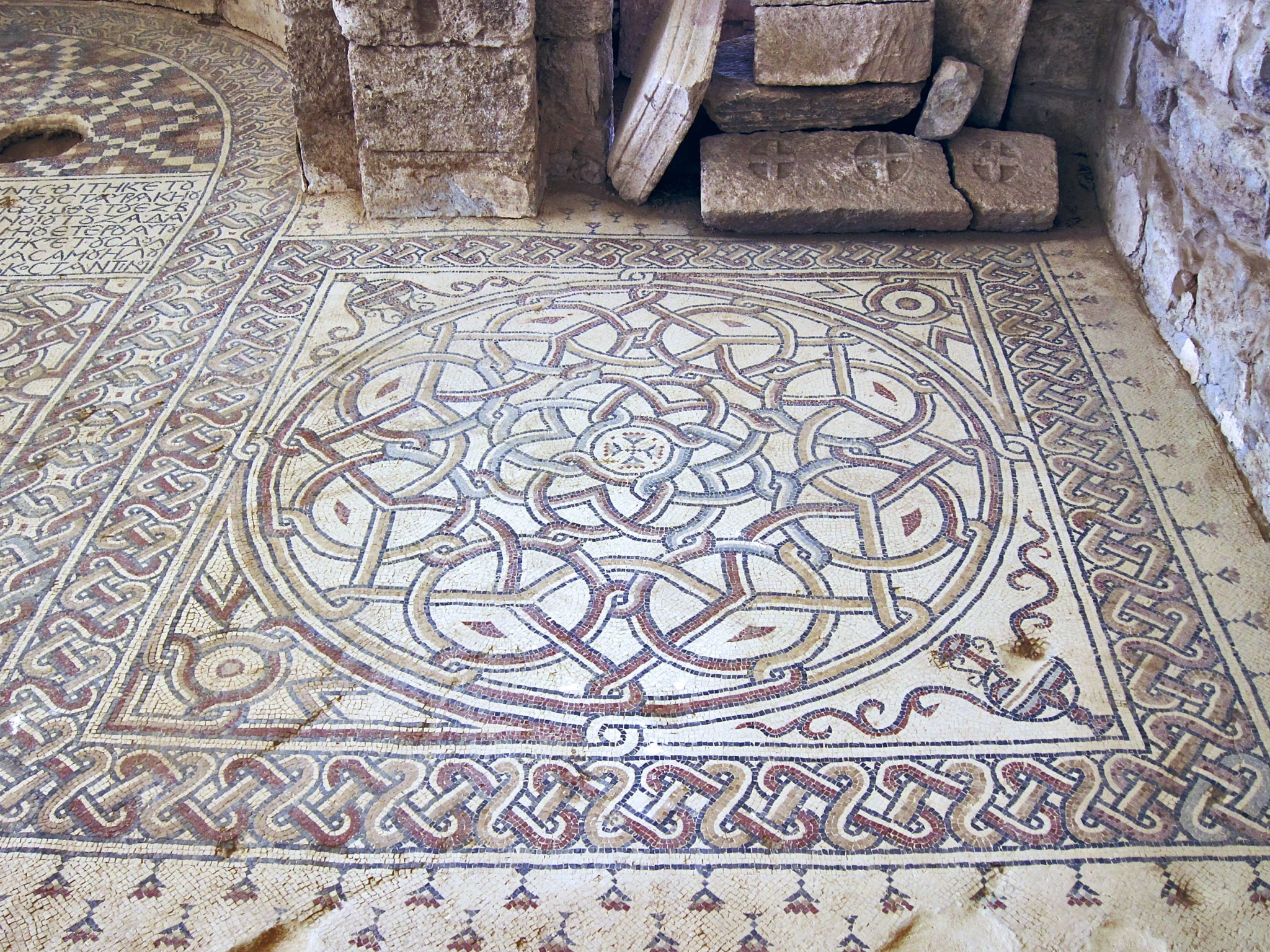 Smarthistory – Mosaics in the early Islamic world