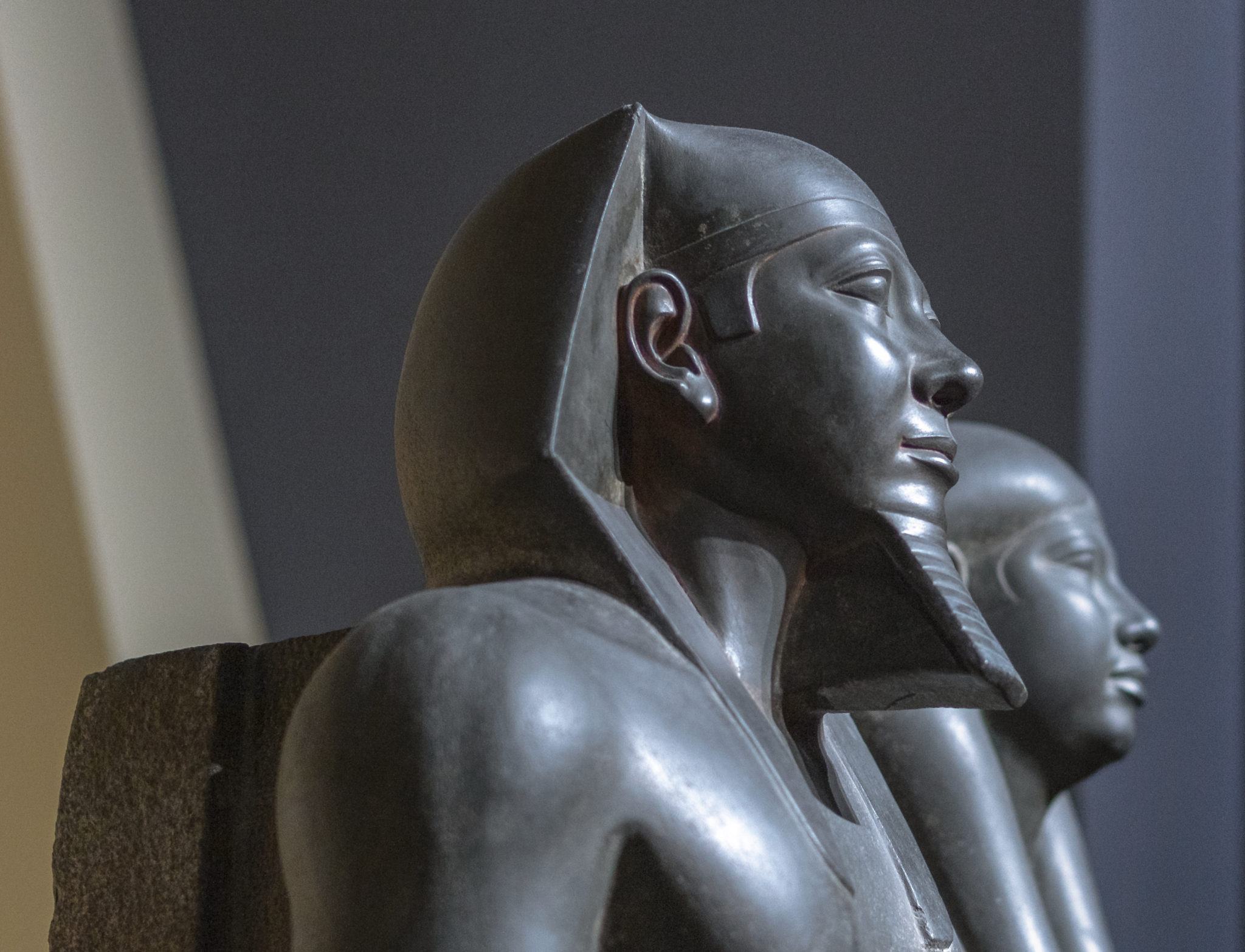 Smarthistory – King Menkaure (Mycerinus) and queen
