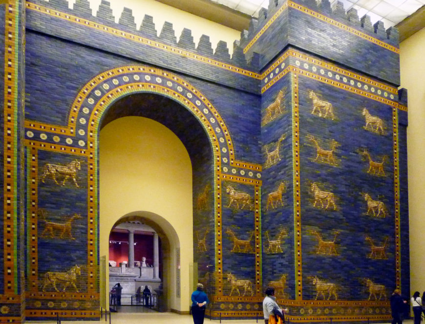Smarthistory – The Ishtar Gate and Neo-Babylonian art and architecture
