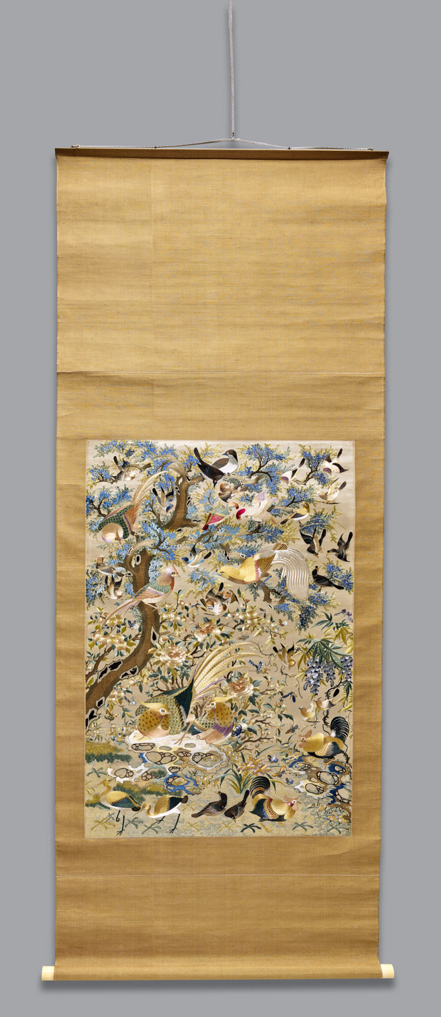 Smarthistory – “One Hundred Birds” hanging scroll