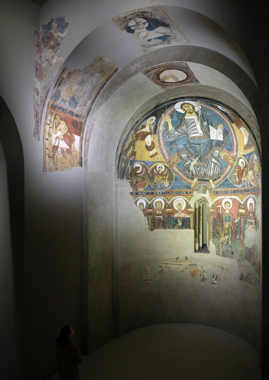 Smarthistory – The Painted Apse of Sant Climent, Taüll, with Christ in ...