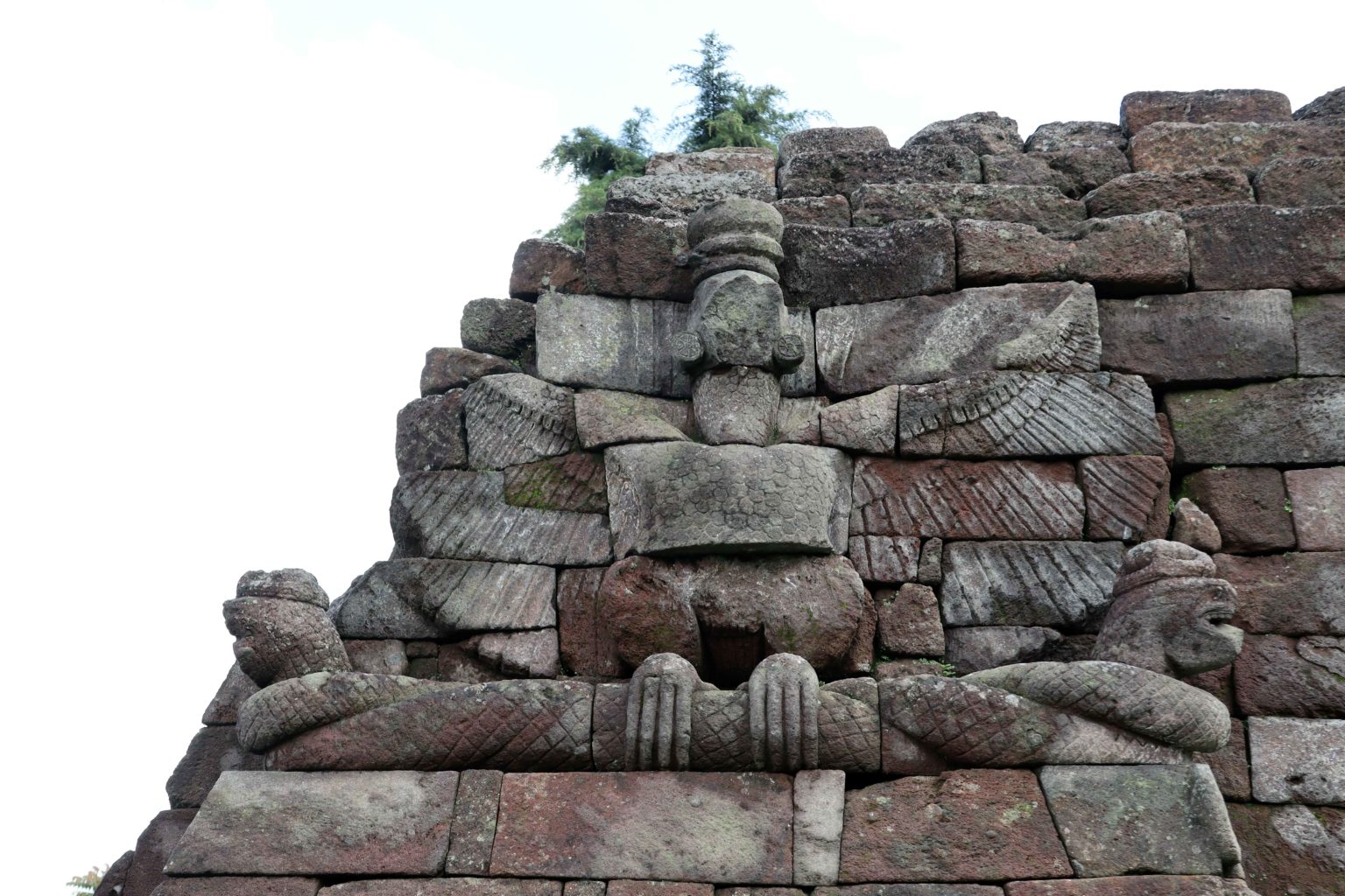 Smarthistory – Sukuh, a mountain sanctuary