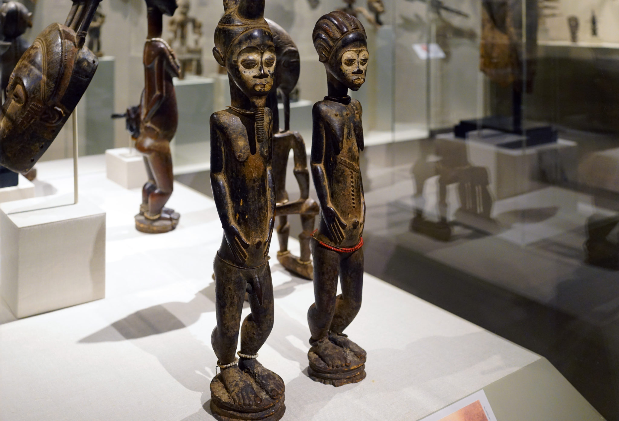 Smarthistory – Pair of Diviner’s Figures (Baule peoples)