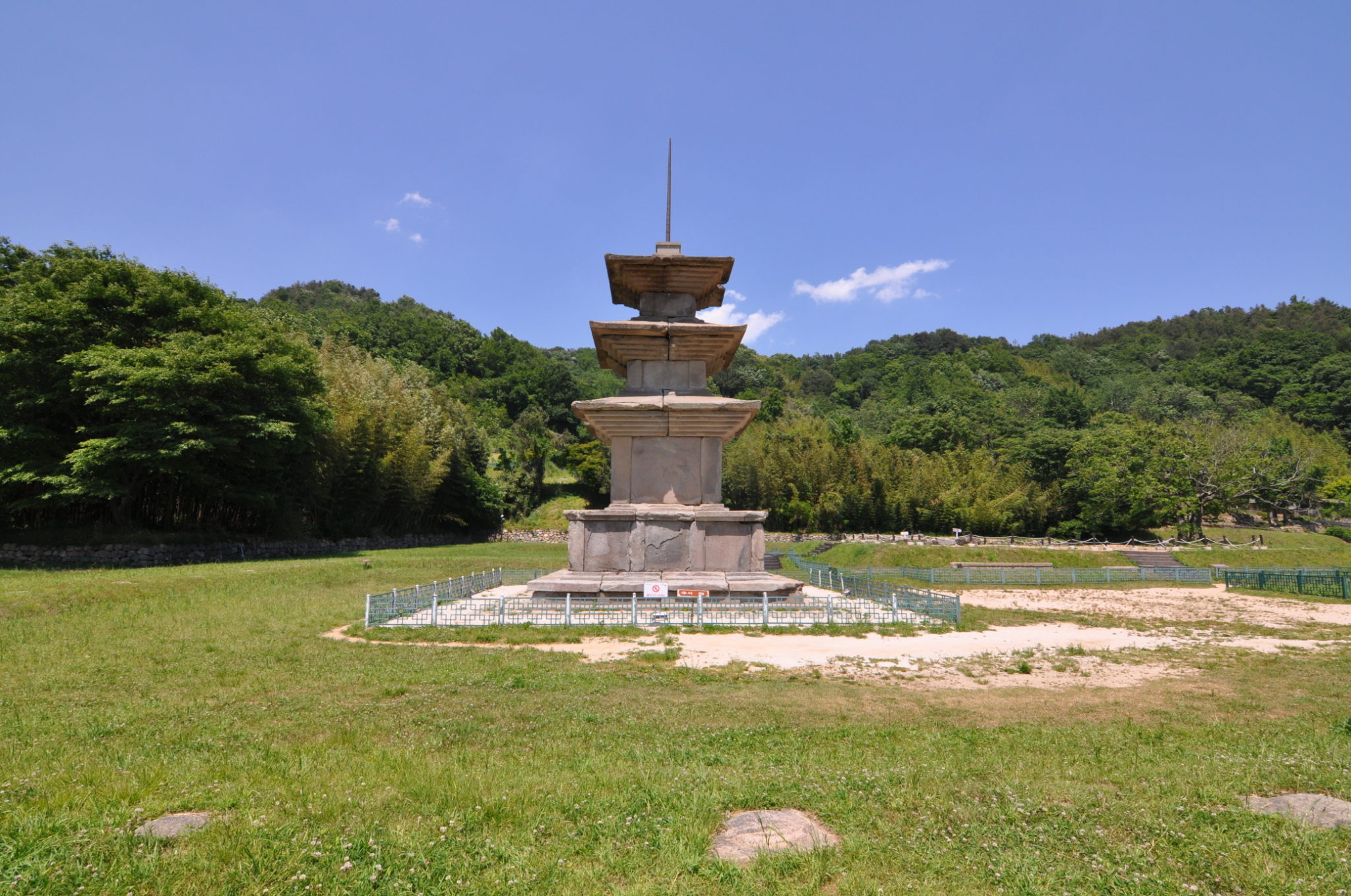 Smarthistory – Sarira reliquaries from east and west stone pagodas of ...