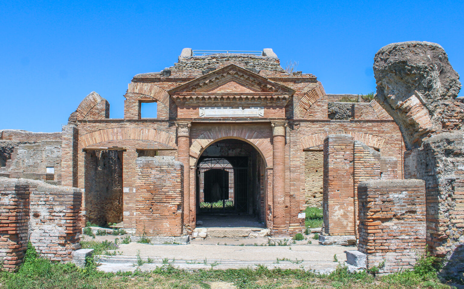 Smarthistory – Ostia, an introduction