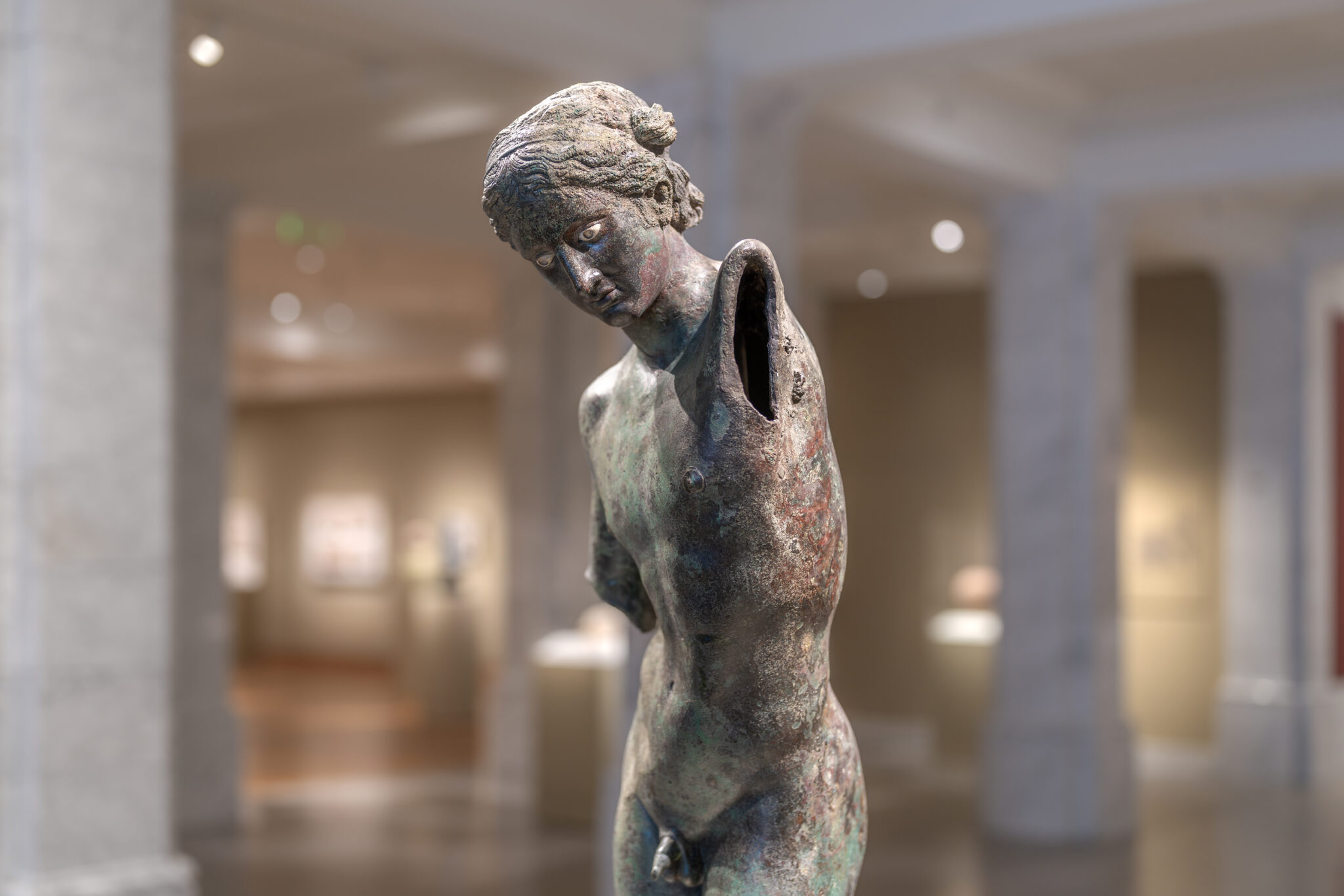 Smarthistory – Praxiteles, Apollo Sauroktonos